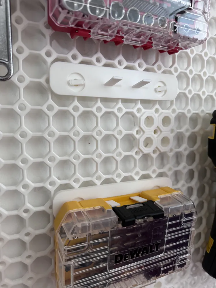 Multiboard DEWALT ToughCase Tool Box Hanger by Andre P MakerWorld ...