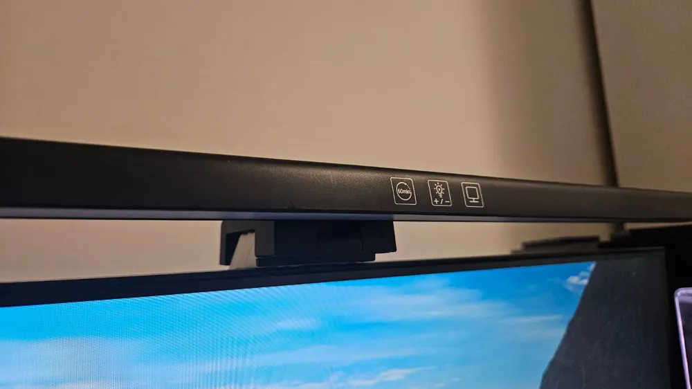 Light bar monitor mount by Corhex - MakerWorld