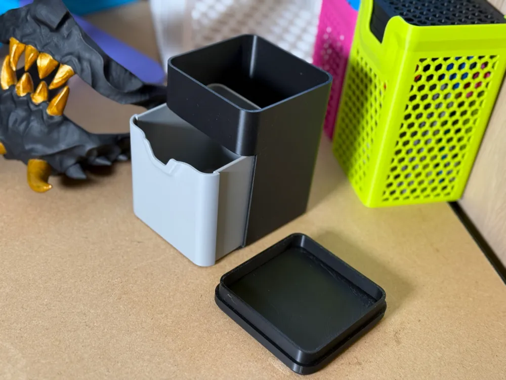 Flip-Top Desk Trash Can with drawer by Eternity Labs MakerWorld ...