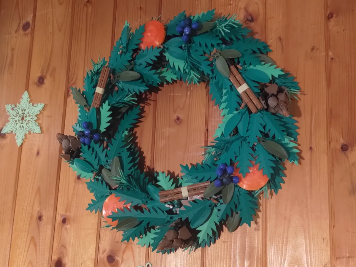 Christmas Brick Wreath 10340 - Free 3D Print Model - MakerWorld