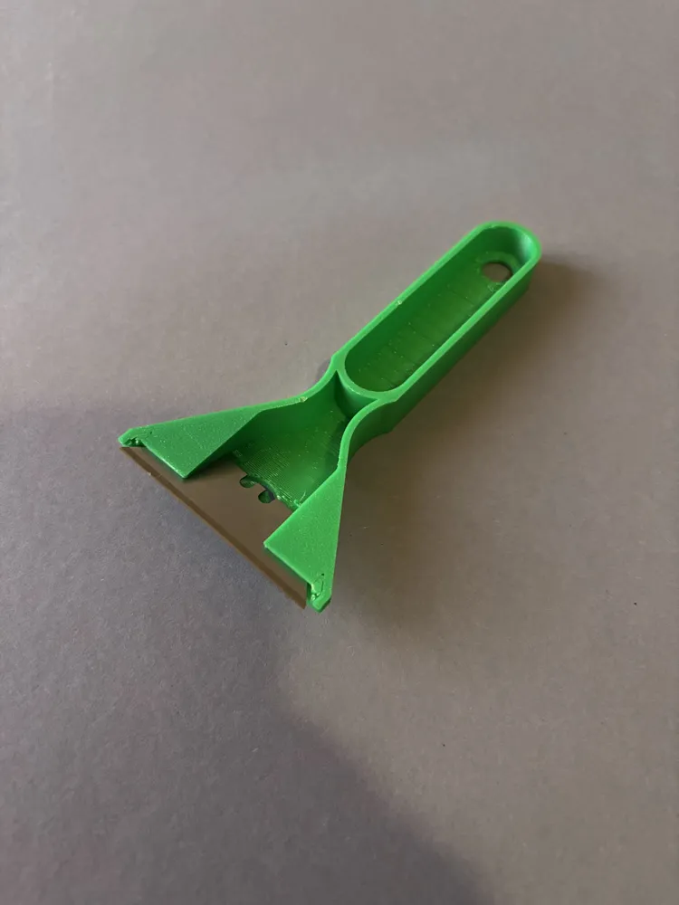 Scraper with Utility Blade by Máté MakerWorld: Download Free 3D Models