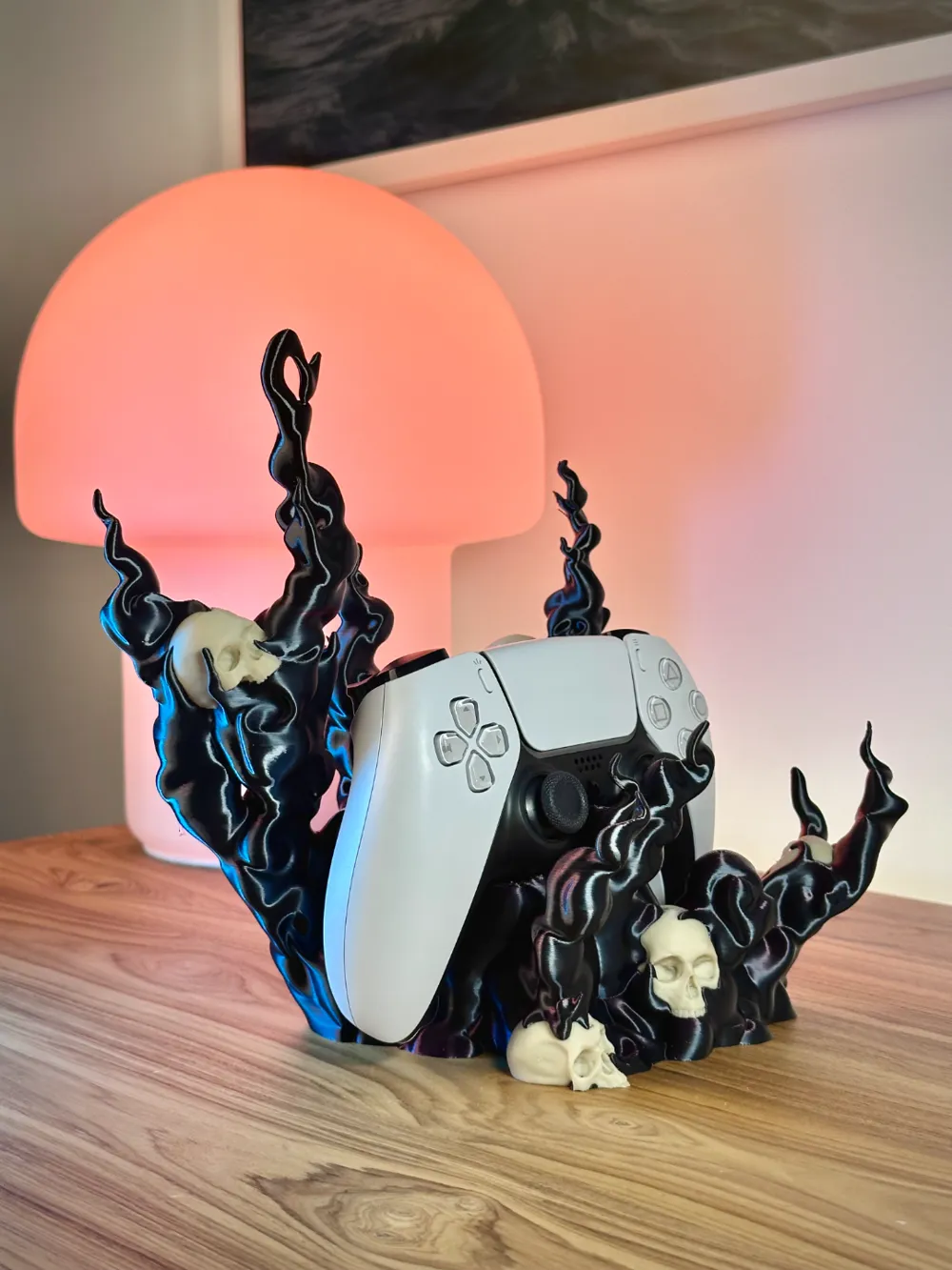 Spooky Controller Stand by Holoprops MakerWorld: Download Free 3D Models