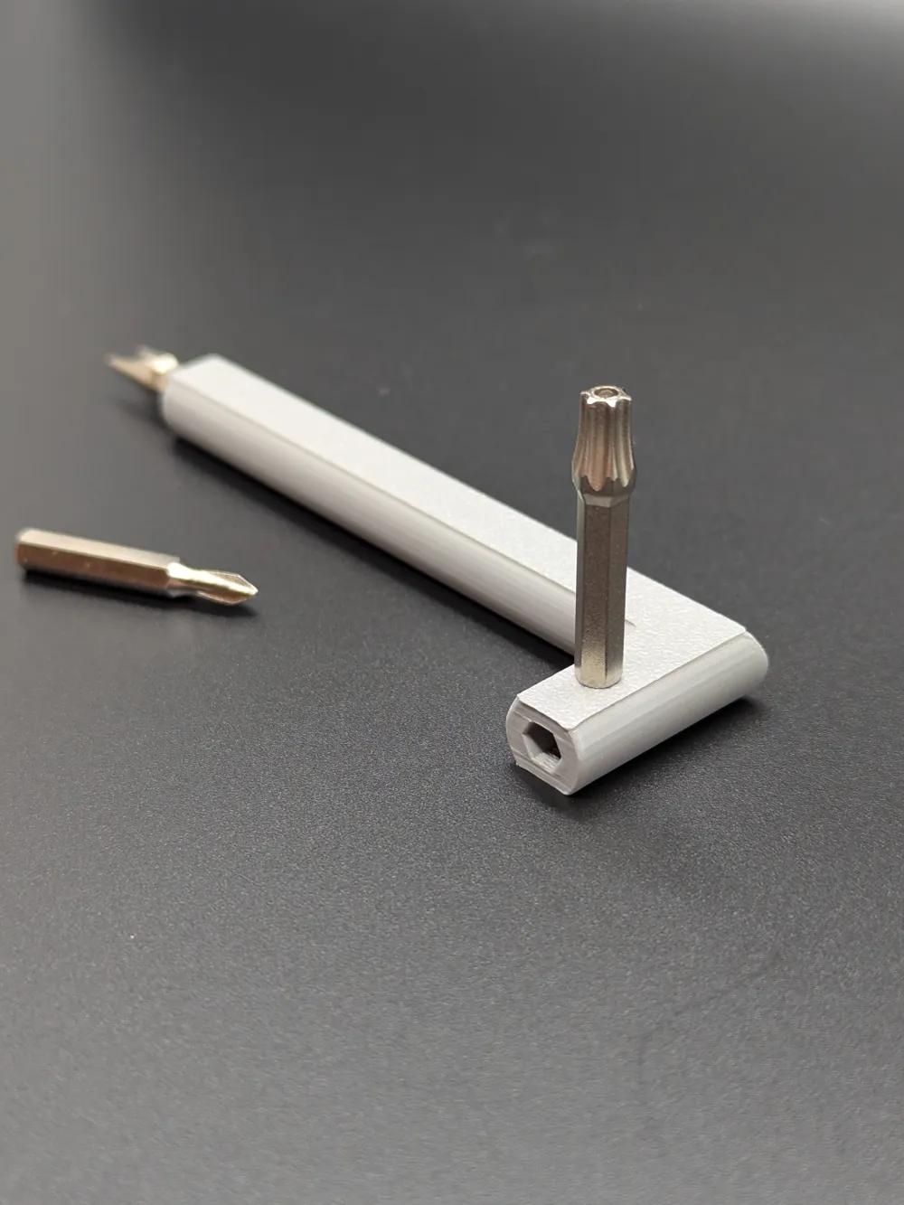 iFixit Multi Bit Offset Screwdriver (4mm) by regun MakerWorld: Download ...