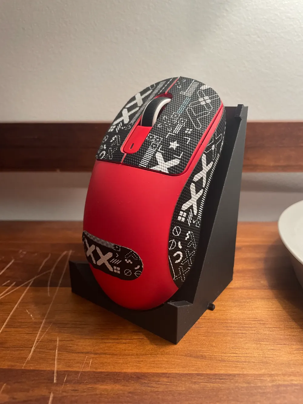 Universal Mouse Display Stand by Jack - MakerWorld