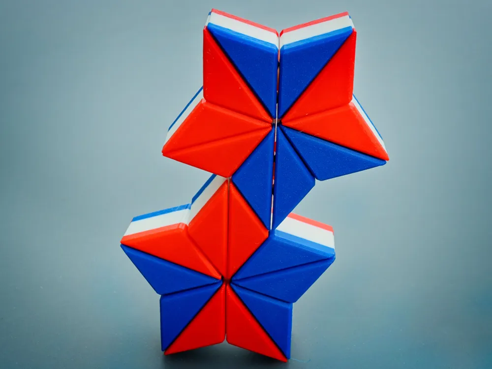Fidget Toy: "A weird twist" by Every Day Counts - MakerWorld