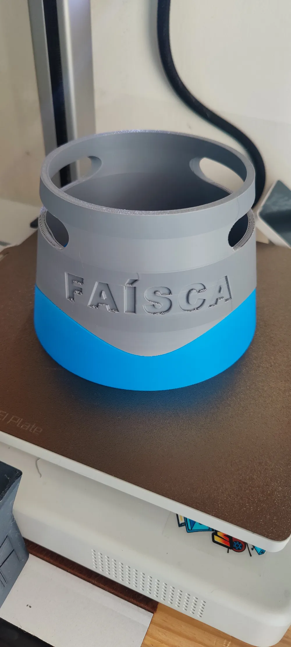 Personalized Elevated Pet Bowl Stand - Free 3D Print Model - MakerWorld