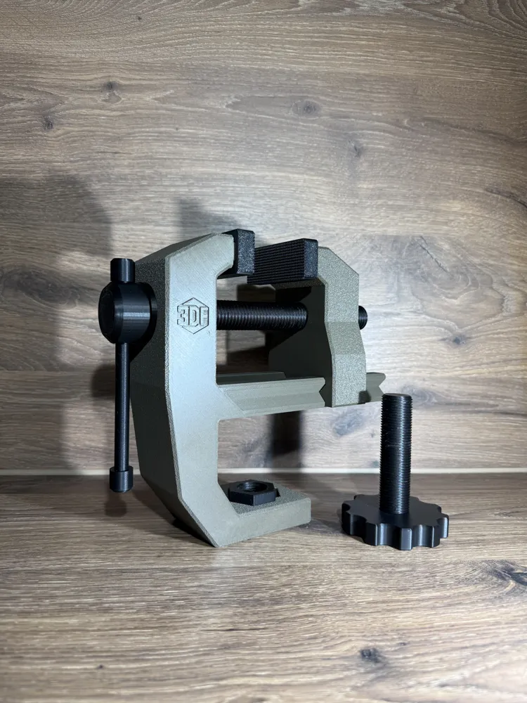 DIY Desk Vice by Luka G MakerWorld: Download Free 3D Models