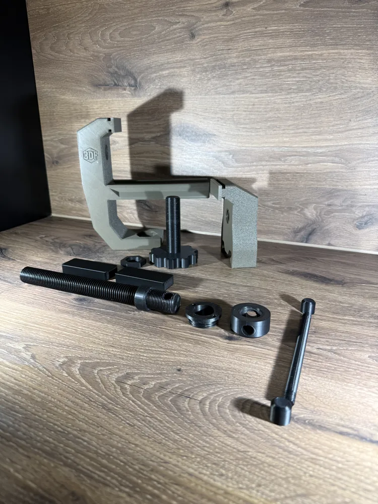 DIY Desk Vice by Luka G MakerWorld: Download Free 3D Models