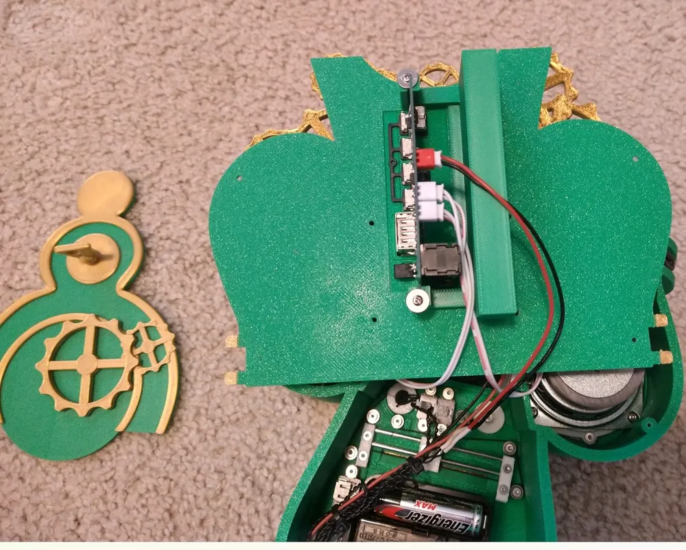 Grinch Clock by mcmaven - MakerWorld