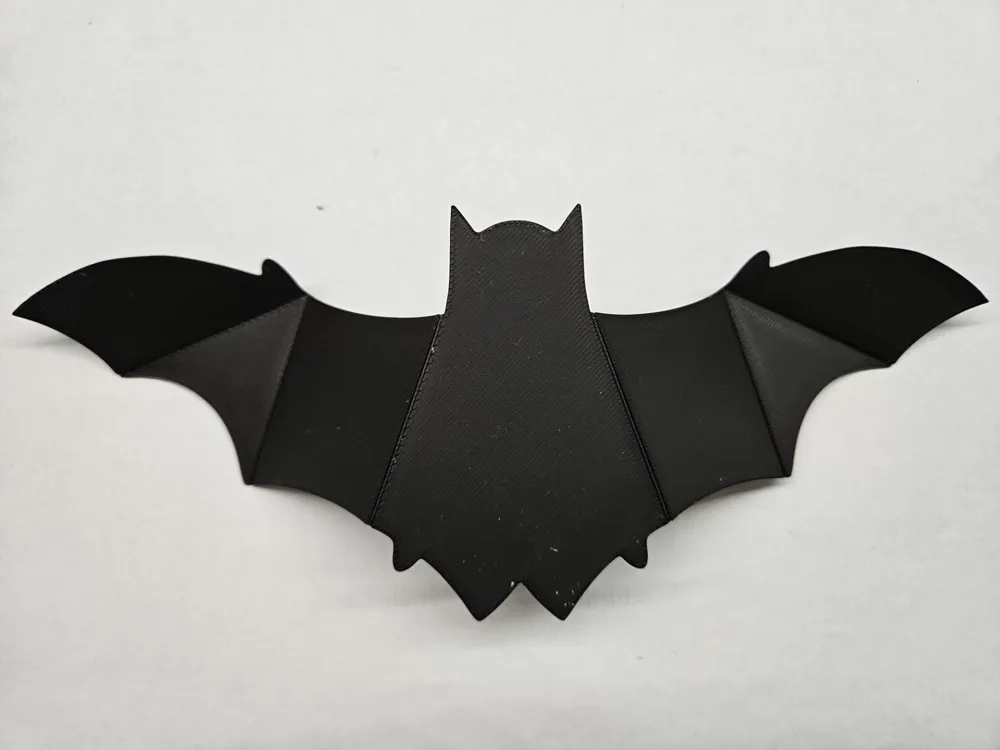 Folding bat by Icew33 MakerWorld: Download Free 3D Models