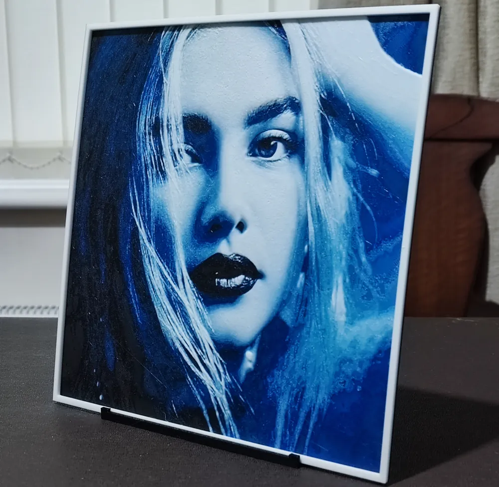 Florence Pugh HueForge 4 Color by BoDad - MakerWorld