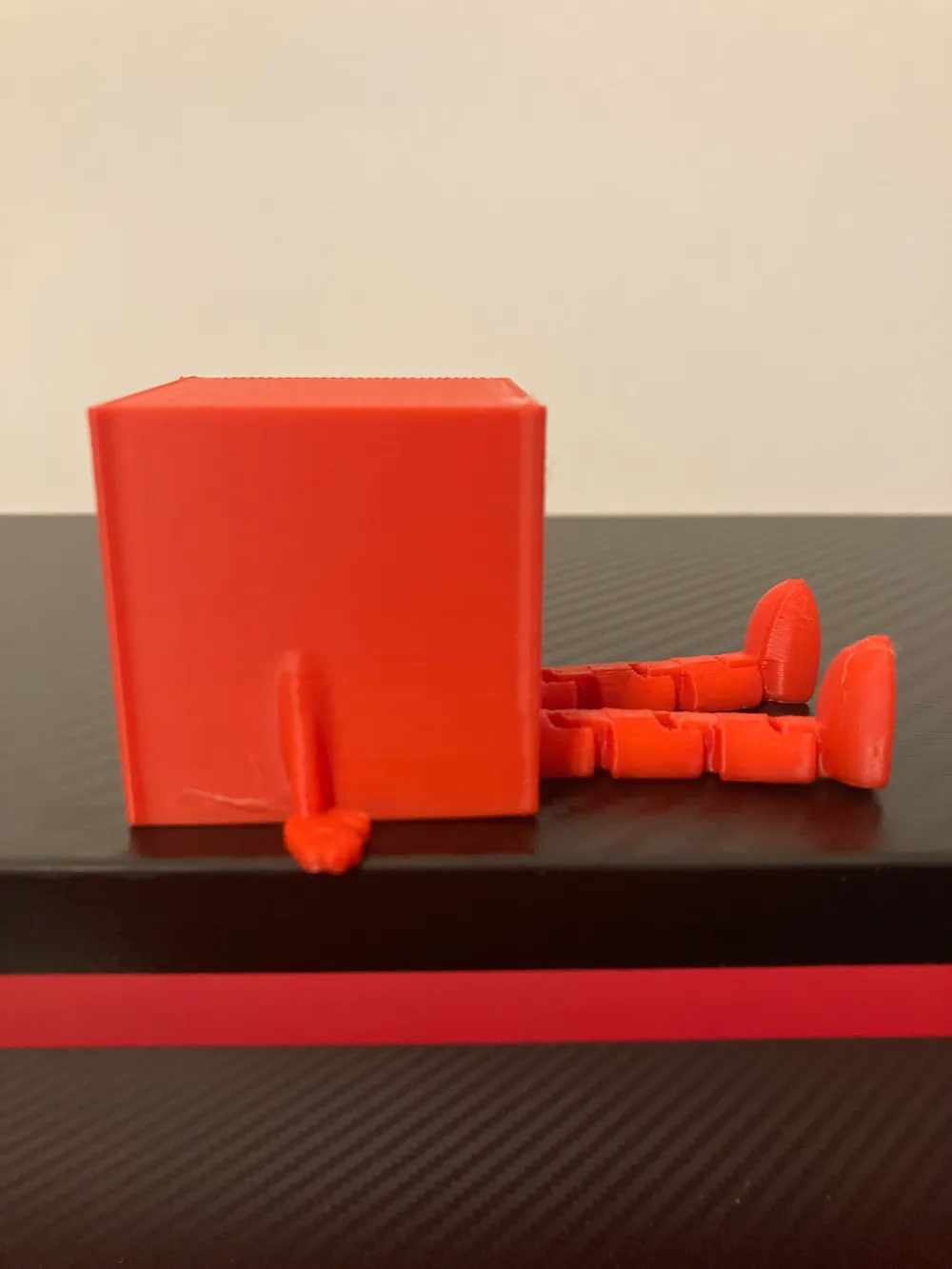Articulated 40mm Cali Cube - Free 3D Print Model - MakerWorld