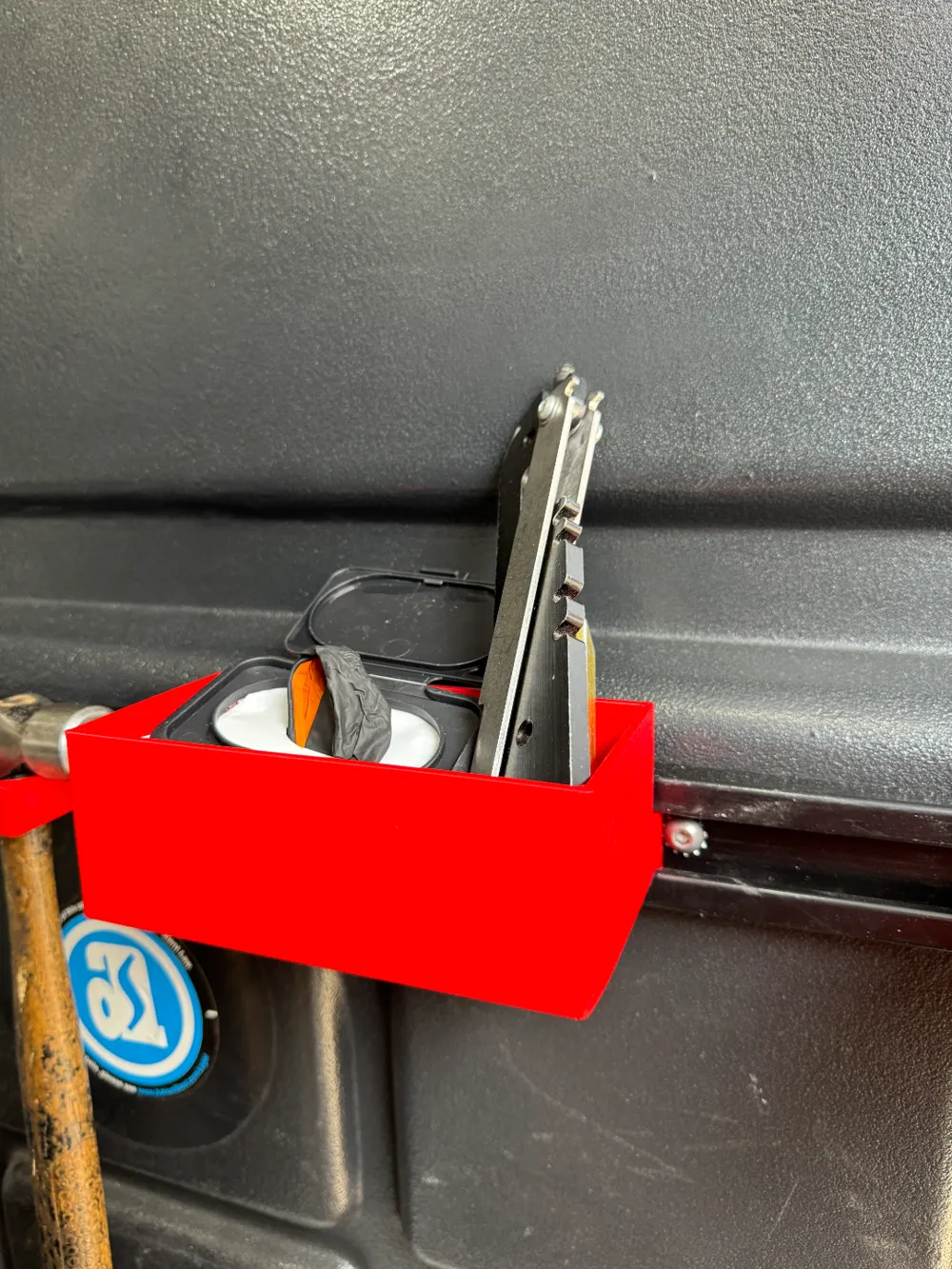 Utility Box for an Adrian Steel rail by churchill.704 - MakerWorld