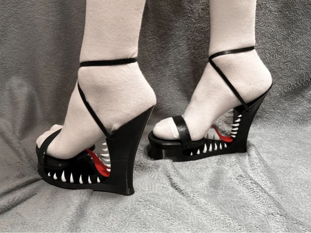 Freaky Heels - Goth / Cosplay / Halloween Heels - Free 3D Print Model ...