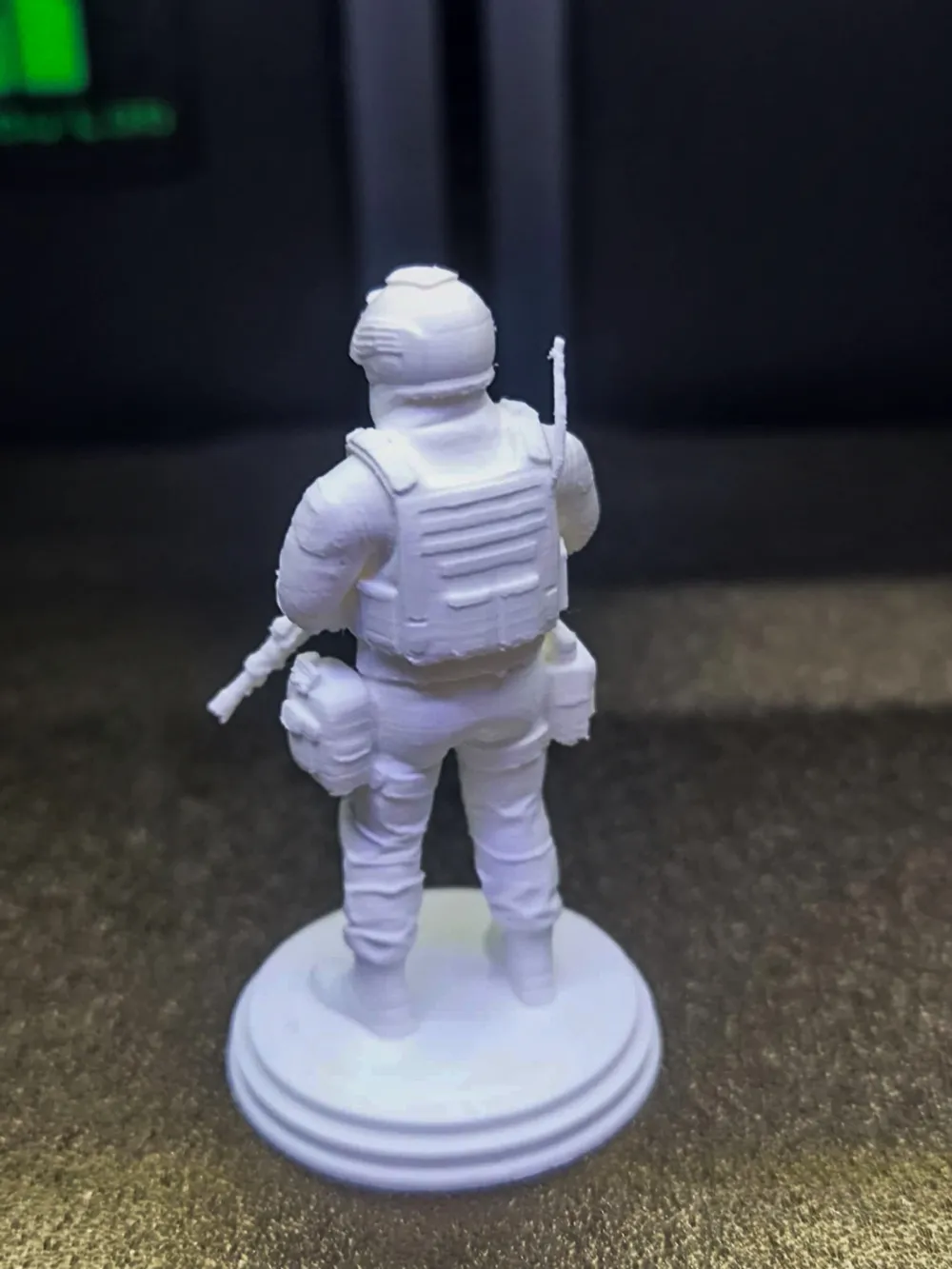 Modern Soldier with Rifle – Standing Miniature by Ptak MakerWorld ...
