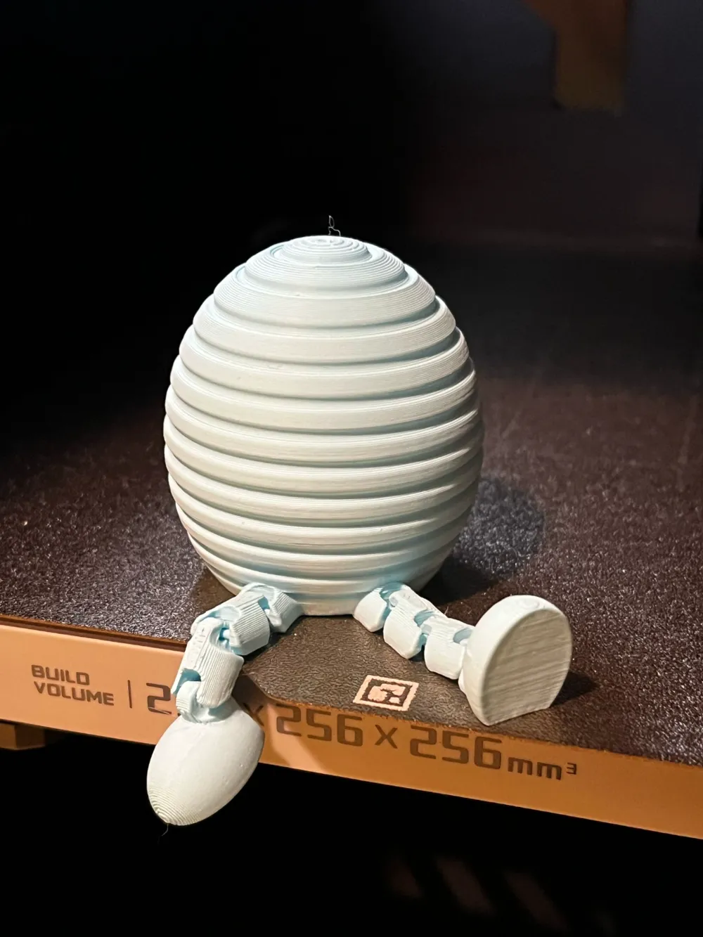 Easter egg with legs by MGR.3Dprint - MakerWorld
