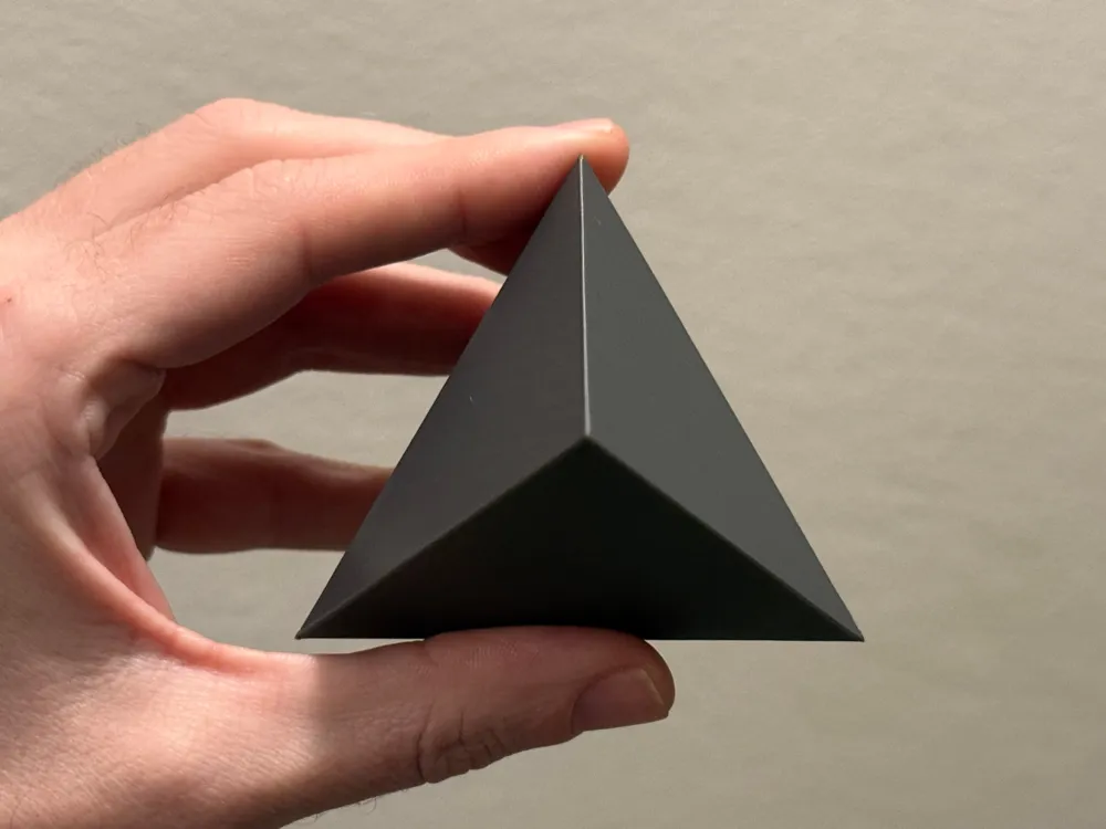 Equilateral Triangular Bipyramid by Endless Design Lab 🌀 - MakerWorld
