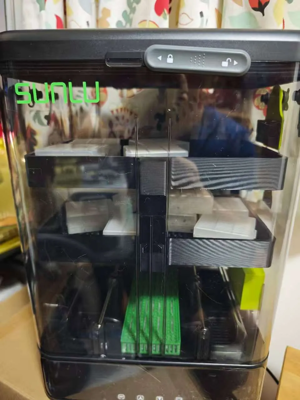 Sunlu SP2 dryer Tray by Johnny Chan MakerWorld: Download Free 3D Models