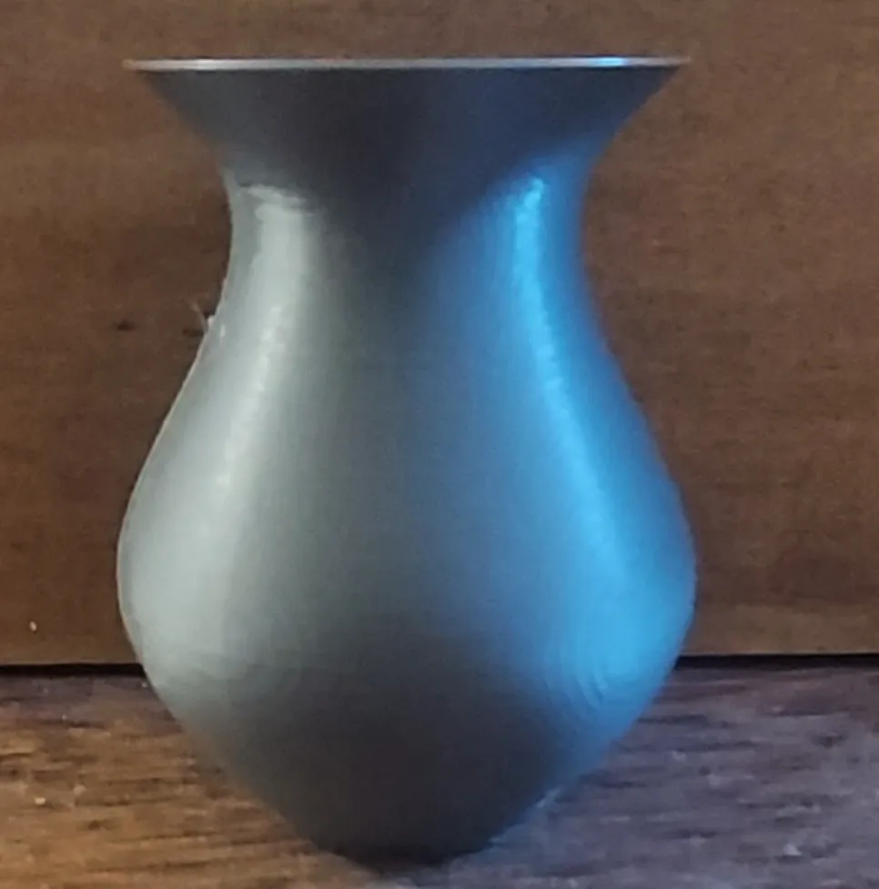 Simple vase by RandomGuy - MakerWorld