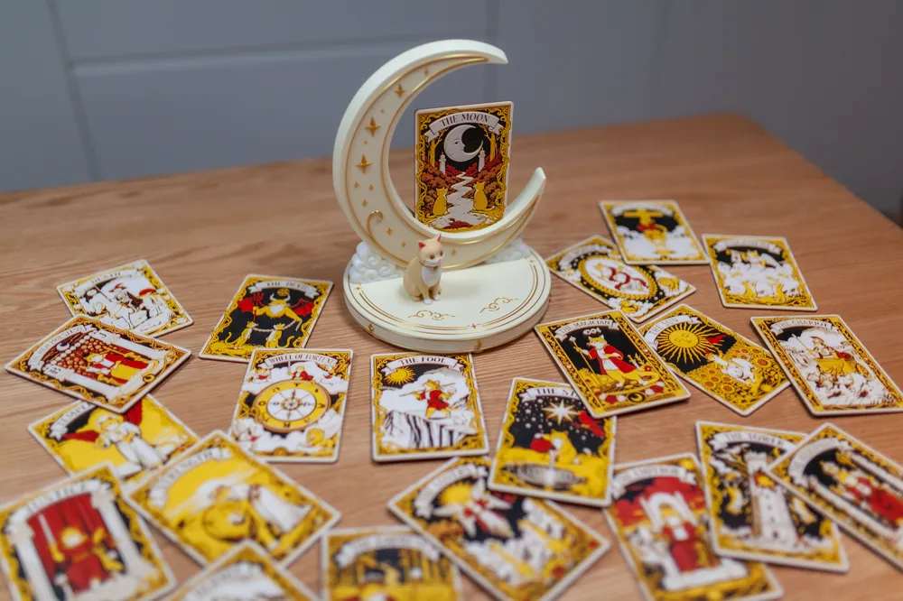 Kitty Tarot - Daily Fortune Display Stand - Free 3D Print Model ...