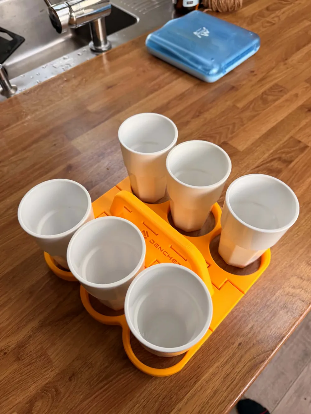 Foldable 6-Cup Carrier for All-Inclusive Vacations - Free 3D Print ...