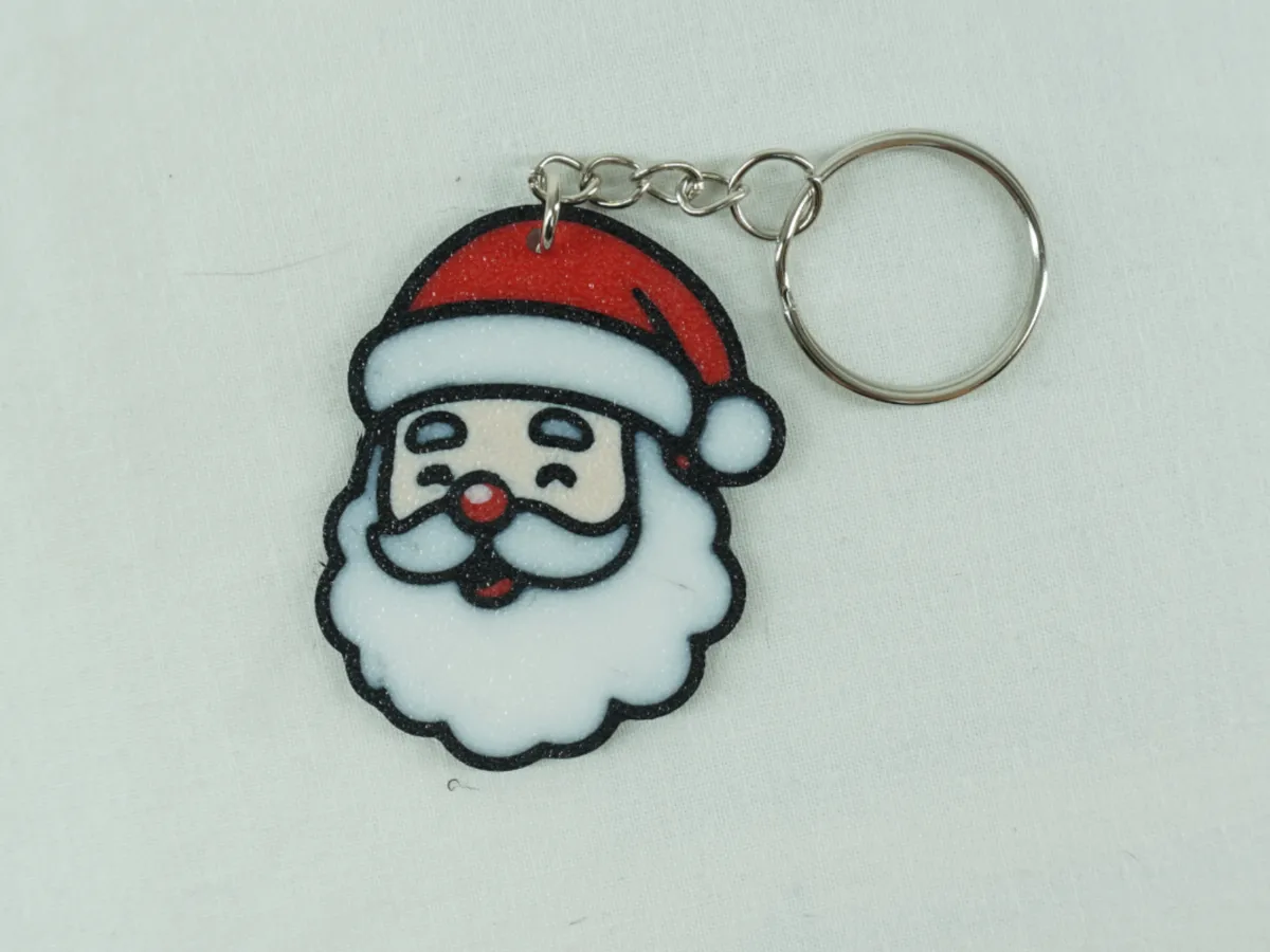 圣诞老人钥匙扣 - 免费 3D 打印模型 - MakerWorld