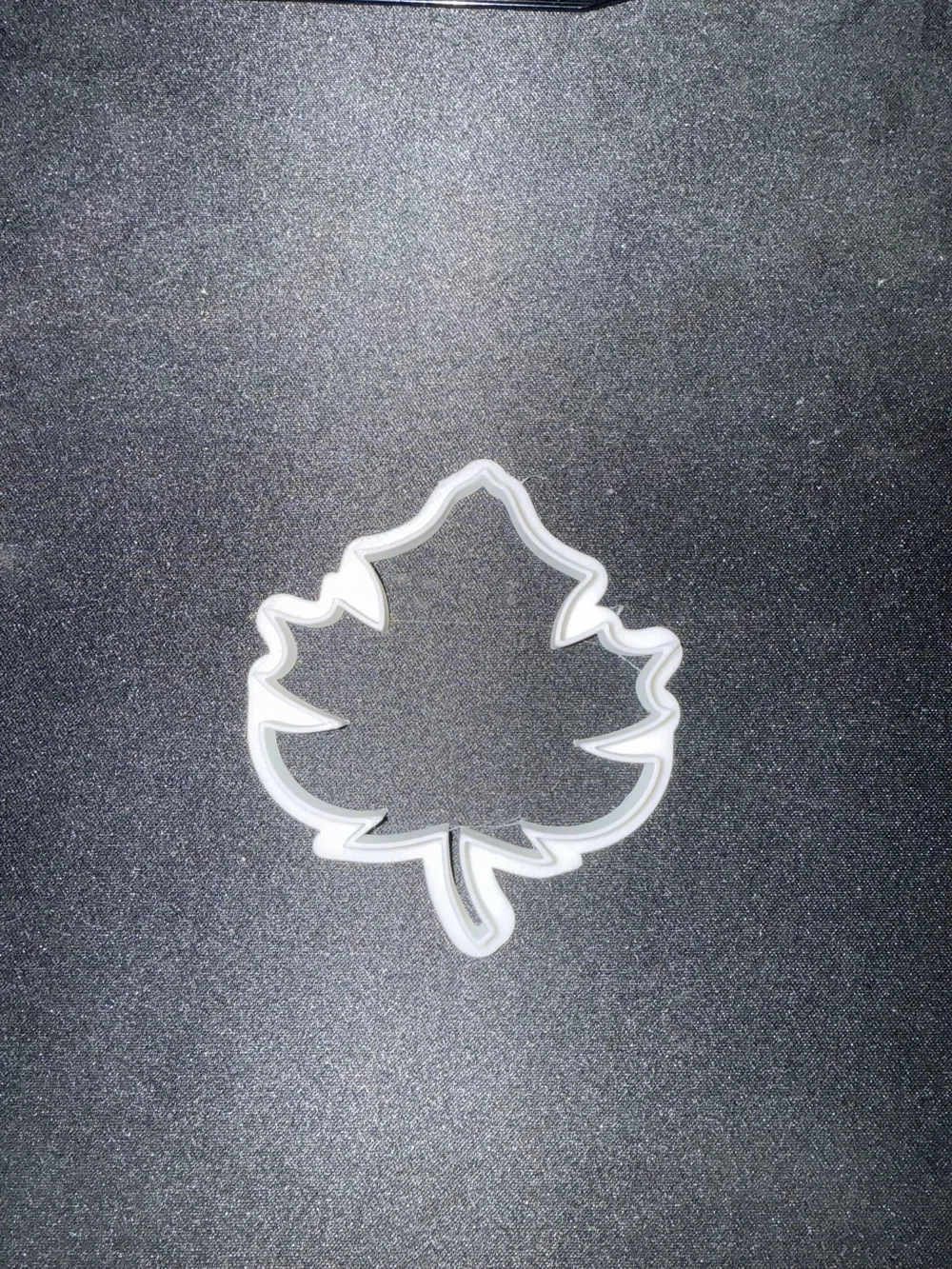 Maple Leaf Cookie Cutter by MPdesign MakerWorld: Download Free 3D Models