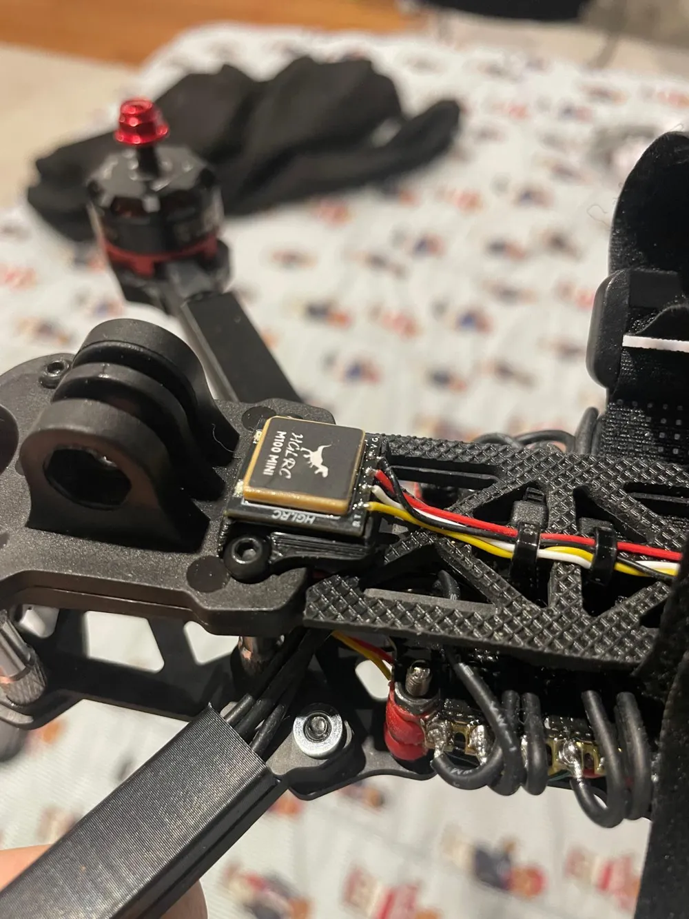 Suporte GPS FPV - Modelo gratuito para impressão 3D - MakerWorld