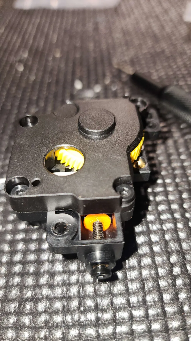 Extruder spring tension plate temp fix by Josh Longmire - MakerWorld