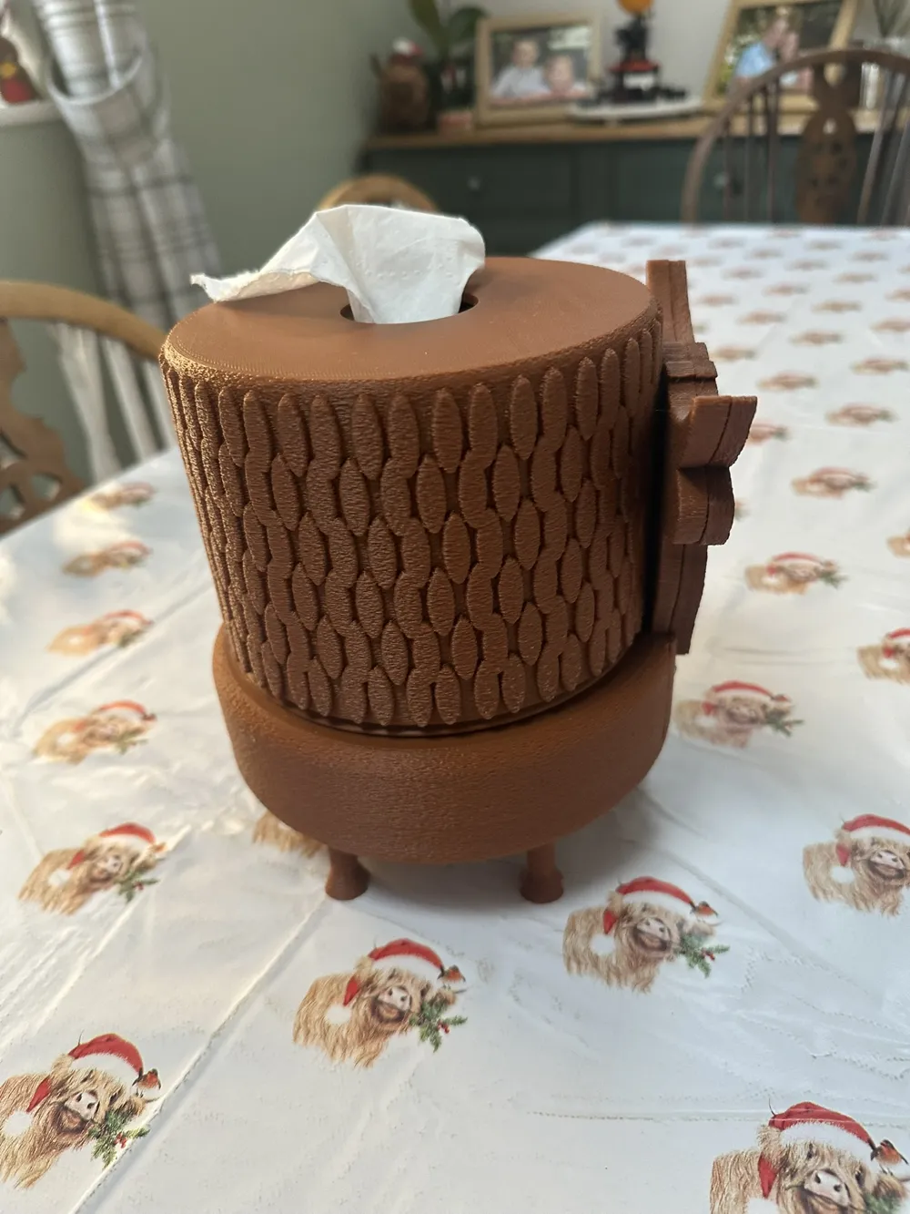 Highland cow/ cow tissue box, screw on top tissue - Free 3D Print Model ...