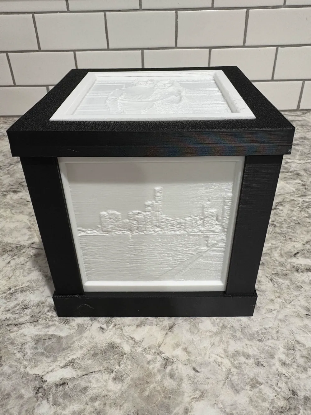 Removable Lithophane Frame - Free 3D Print Model - MakerWorld