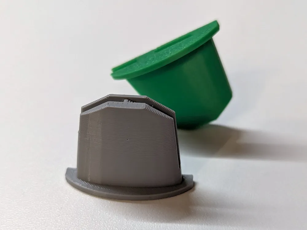 Small box with clip-on for Nespresso capsules by Printium MakerWorld ...