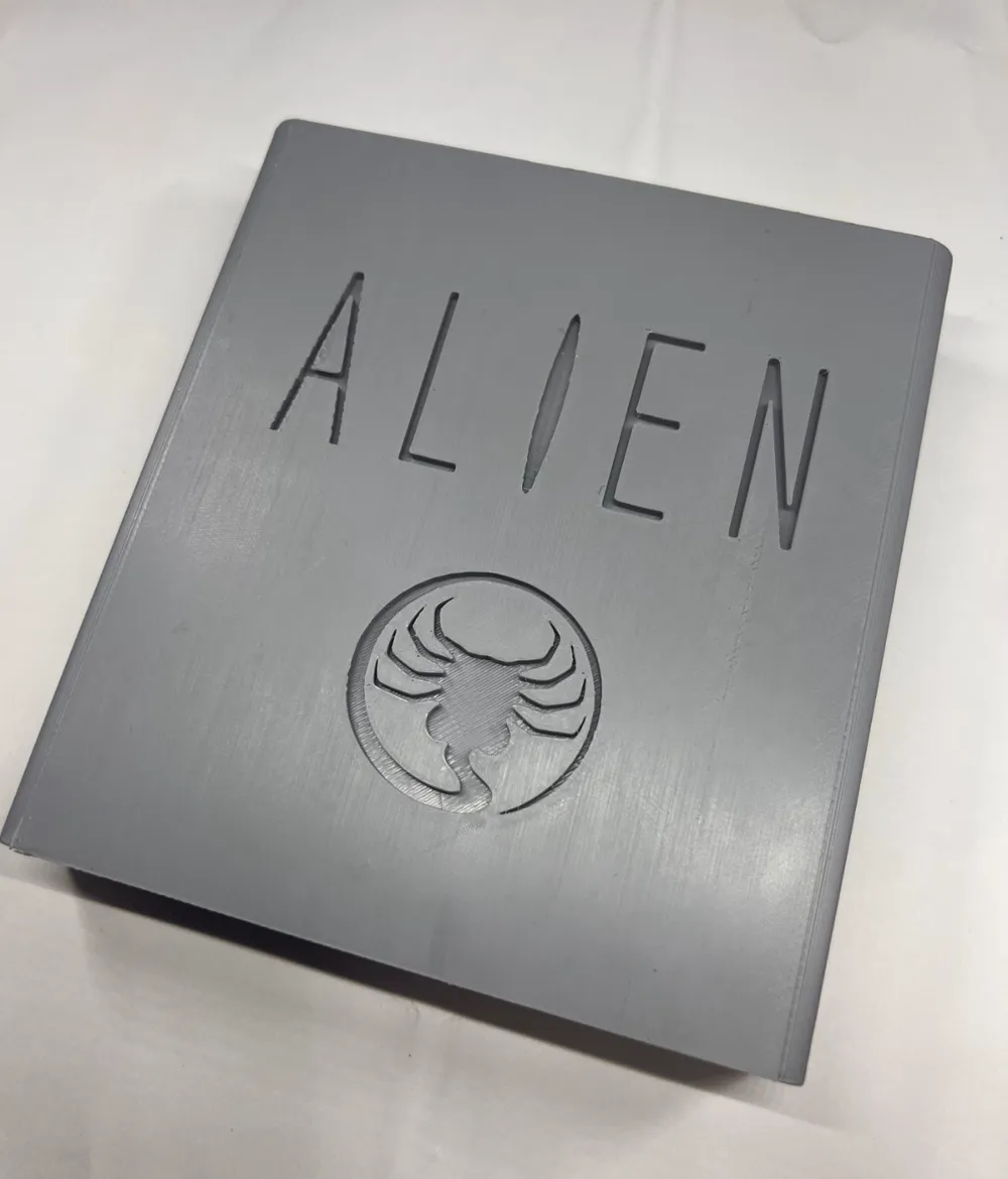 ALIEN RPG Dice Box [30d6] - magnetic by The Ugly Dm - MakerWorld