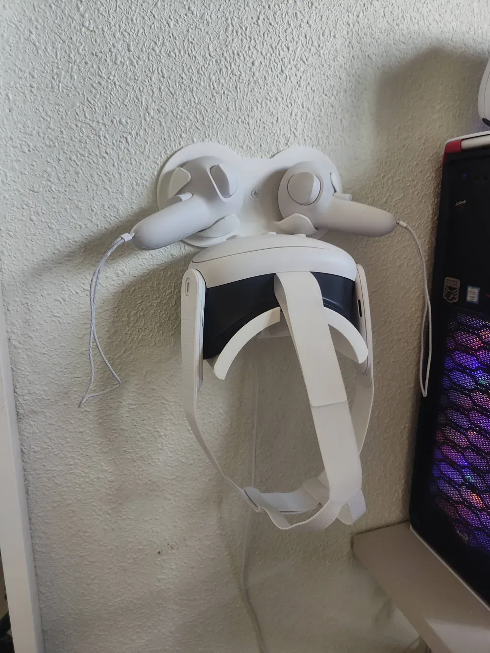 Meta Quest 3 wall mount - Free 3D Print Model - MakerWorld
