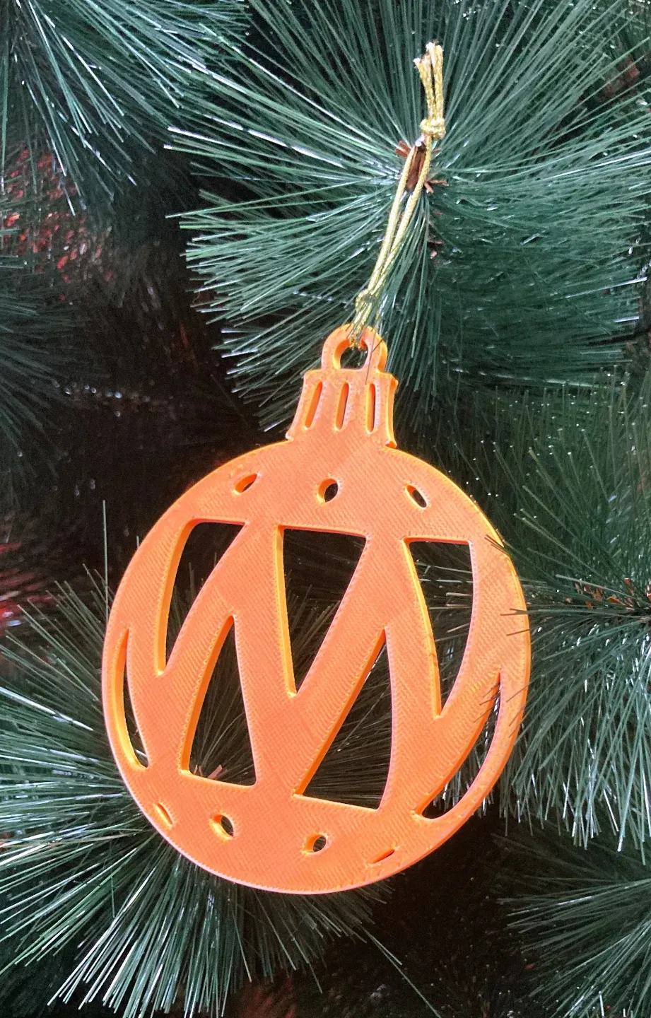 Christmas Ornament Triangle / Adorno Triangulo by Franchescor - MakerWorld