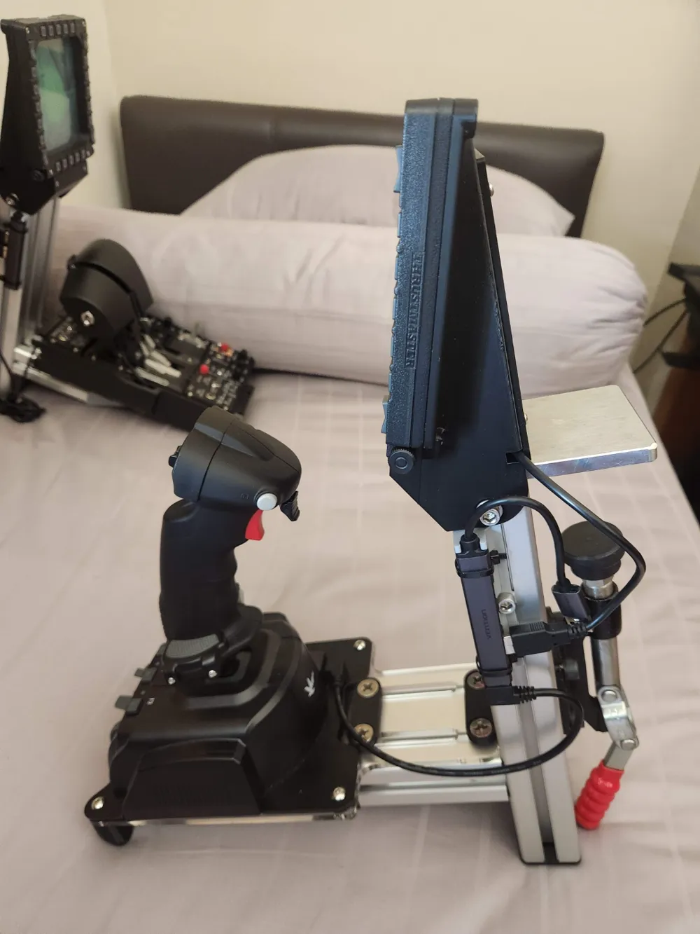 Cougar MFD Mount to 4080 Extrusion by GauravMM - MakerWorld