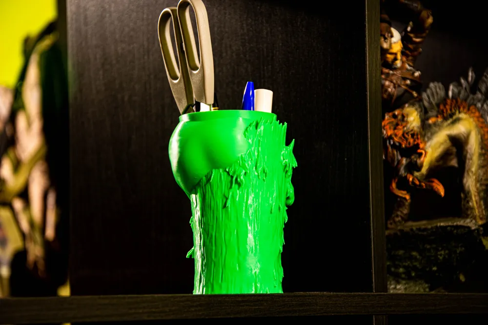 Skull ingrown into tree trunk - penholder - Free 3D Print Model ...