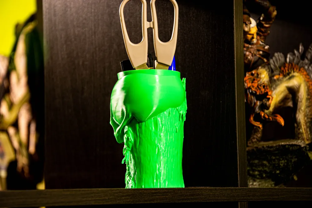 Skull ingrown into tree trunk - penholder - Free 3D Print Model ...