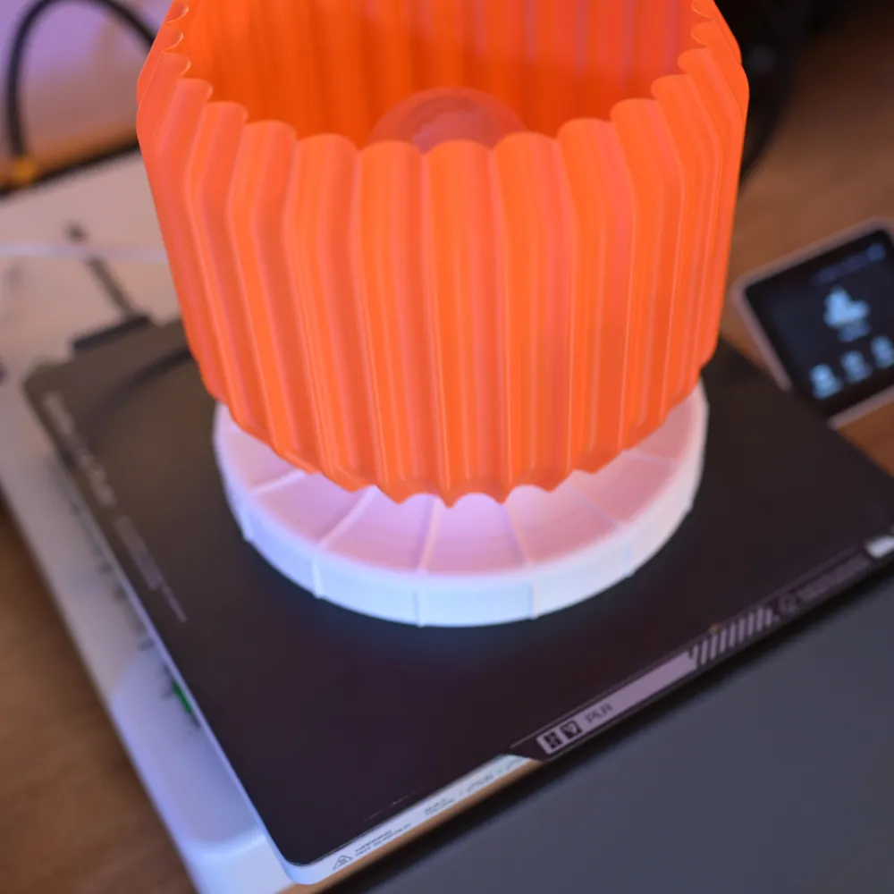 Basic Table Lamp - Free 3D Print Model - MakerWorld