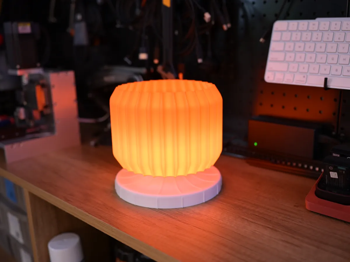Basic Table Lamp - Free 3D Print Model - MakerWorld