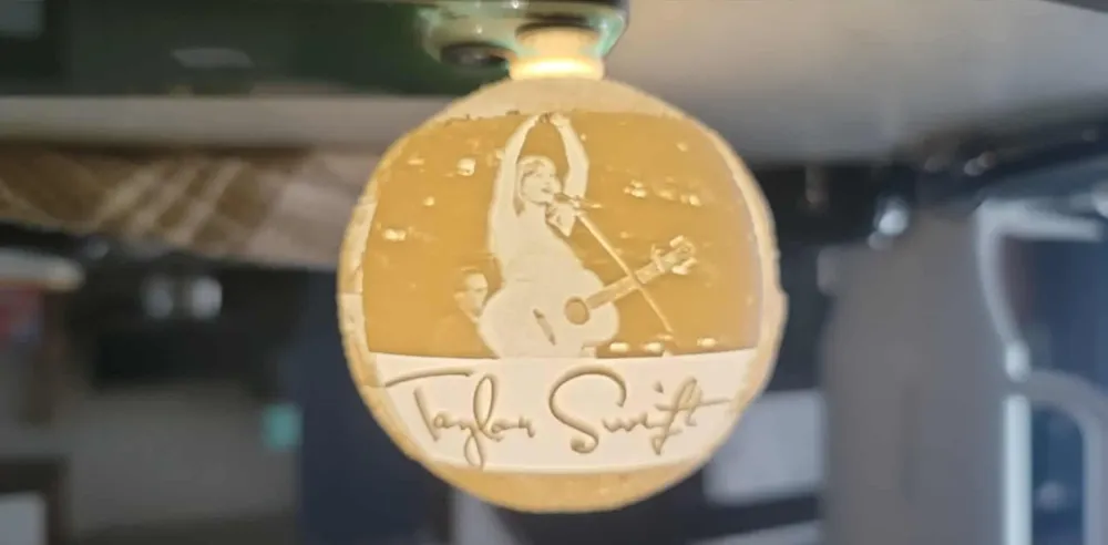 Taylor Swift Lithophane Christmas Ornament by Galactic Prints ...