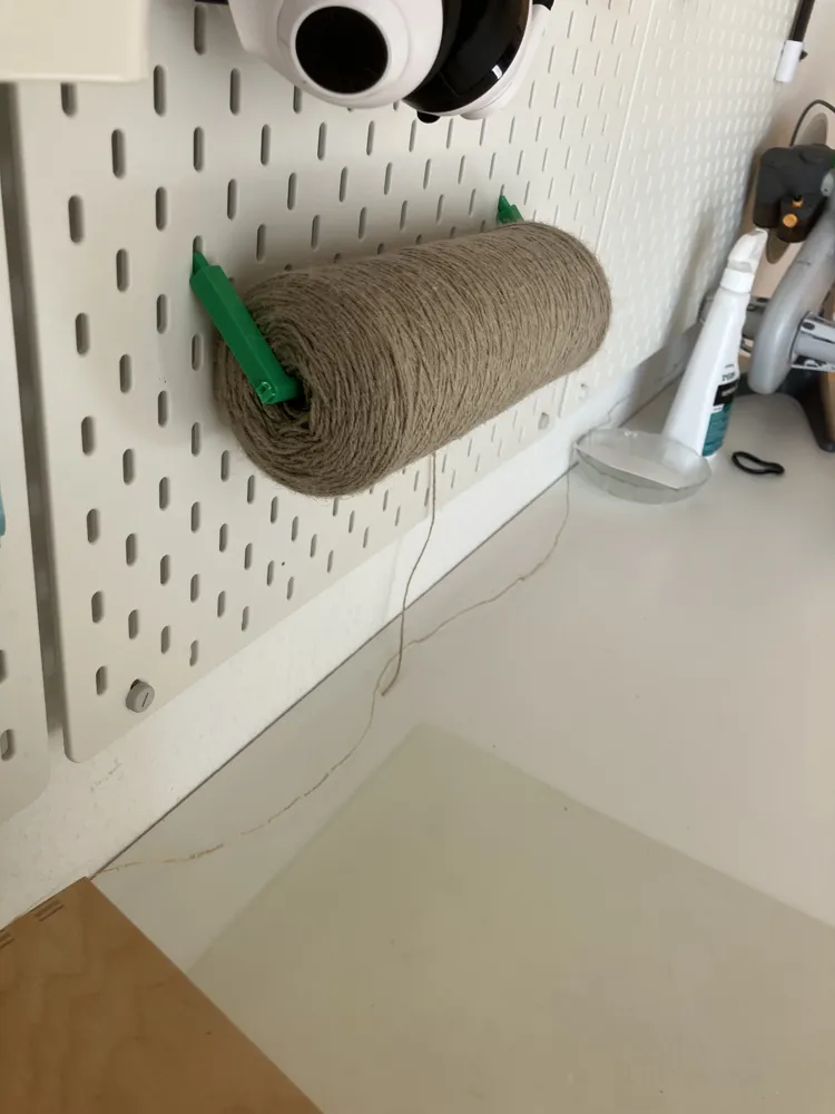 Cord Holder - Free 3D Print Model - MakerWorld