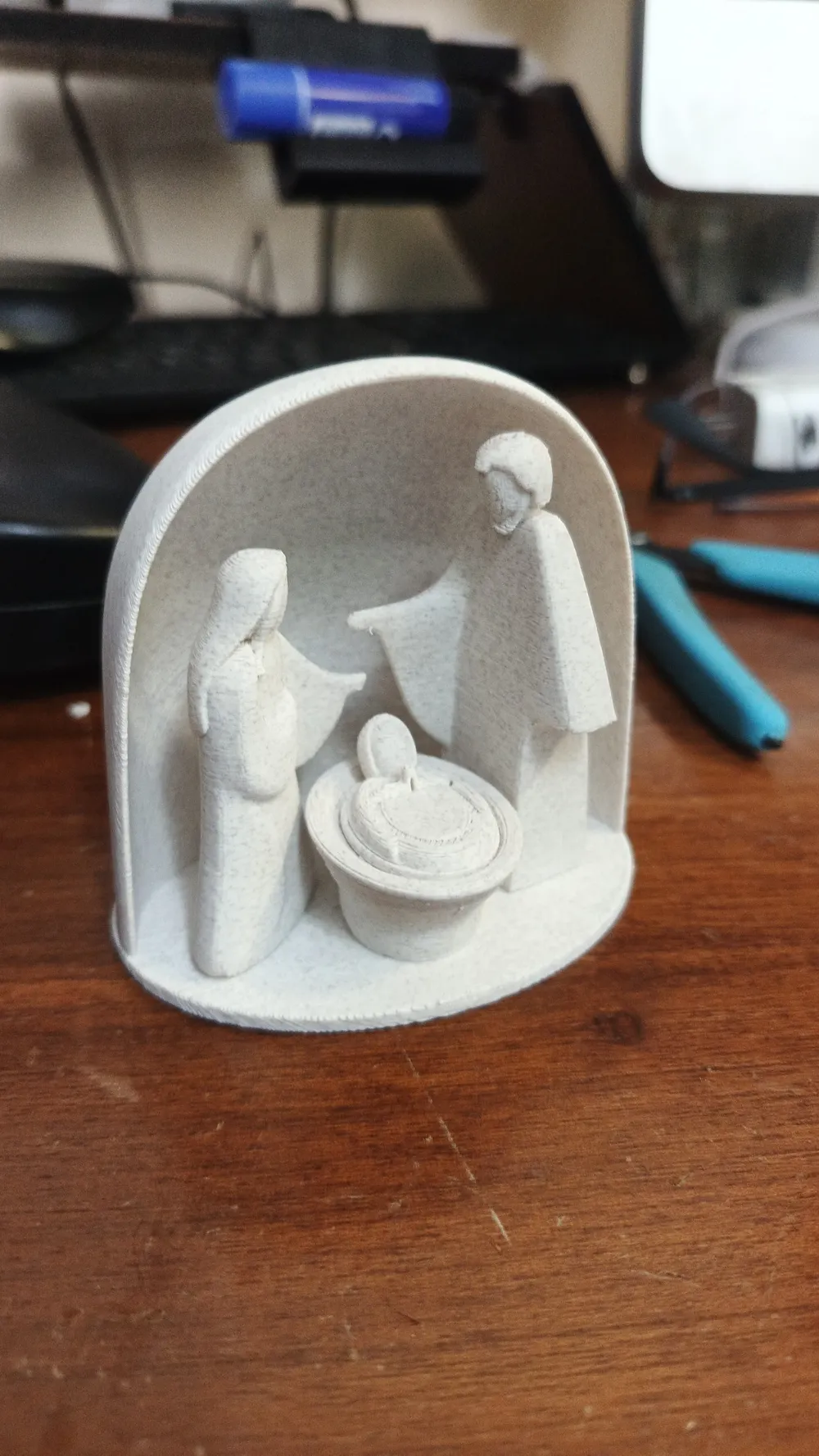 Minimalist Nativity Scene - Free 3D Print Model - MakerWorld