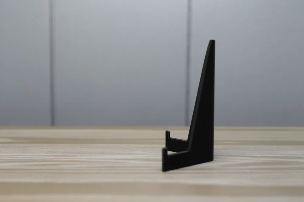Graded Card & Toploader Display Stand - Free 3D Print Model - MakerWorld