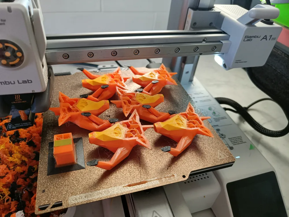 Low poly retro Crash figure by Namiiria MakerWorld: Download Free 3D Models