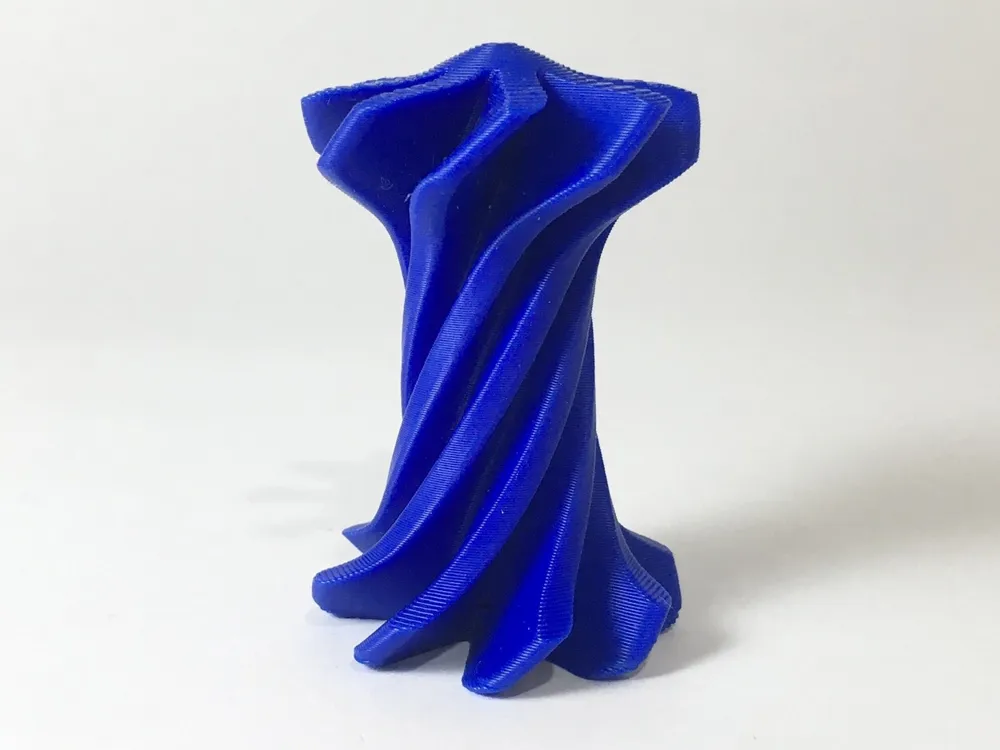 Impossible pass-through fidget spiral by 3D printer guy MakerWorld ...