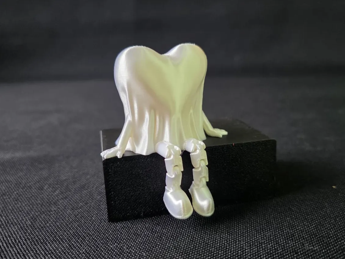 Articulated Ghost Heart for Halloween - Free 3D Print Model - MakerWorld