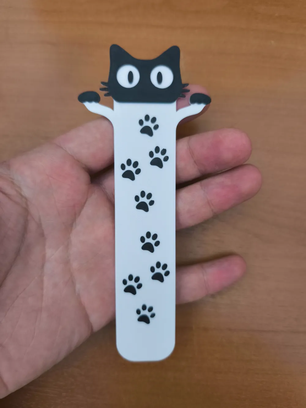 Cat Bookmark (Longer and Cat Paw Pattern Added) - Free 3D Print Model ...