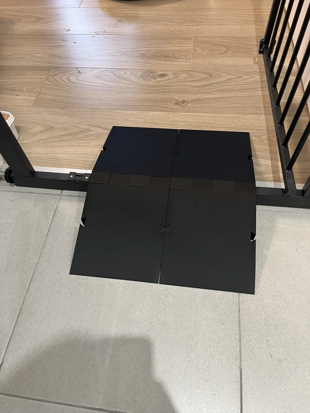 Robot vacuum ramp for baby gate - Free 3D Print Model - MakerWorld