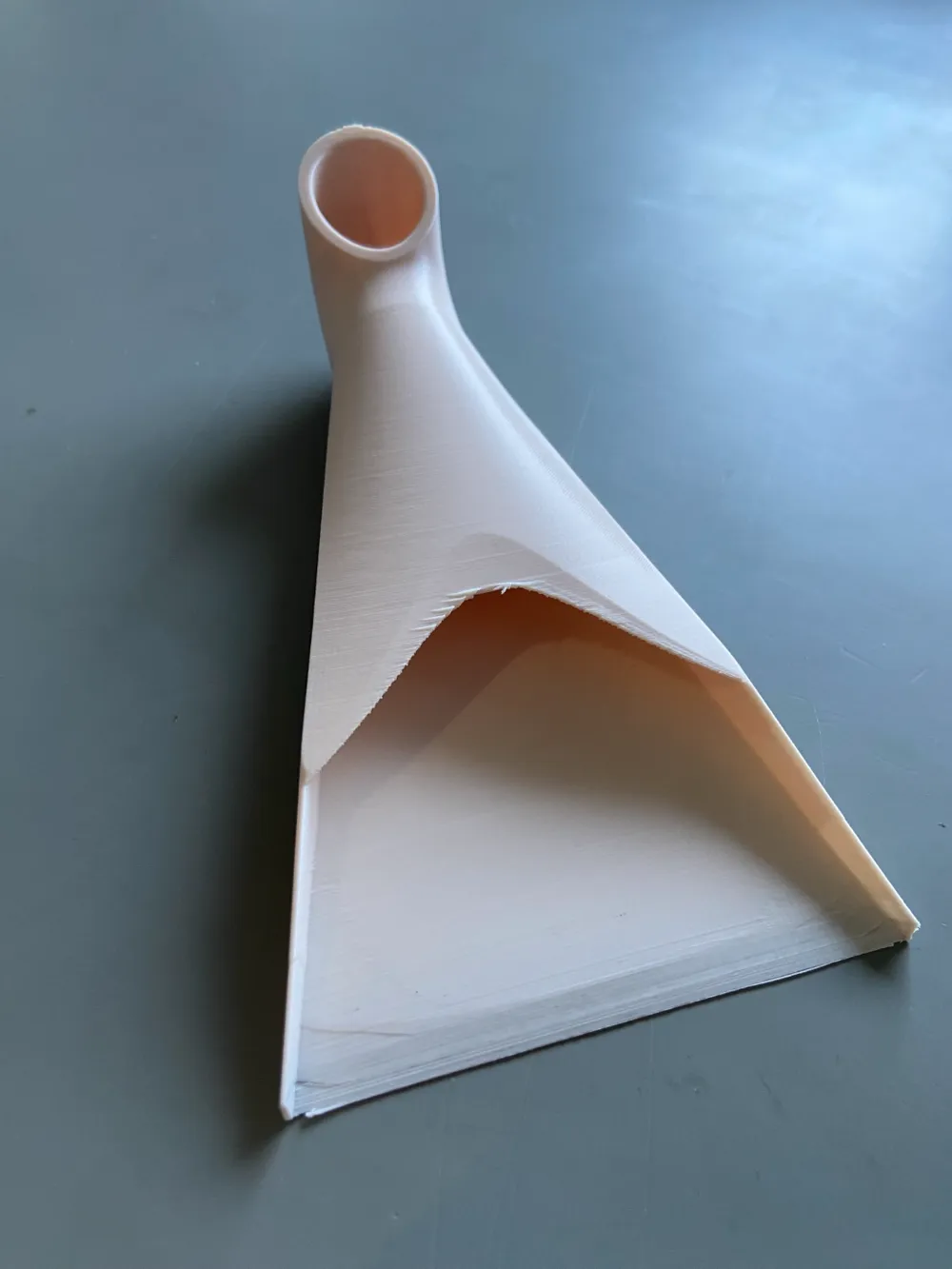 Funnel Scoop for silica gel - Free 3D Print Model - MakerWorld